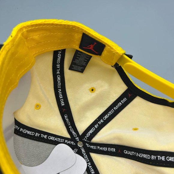 Jordan | Accessories | Air Jordan Hat Men Yellow Black Jumpman Pro ...
